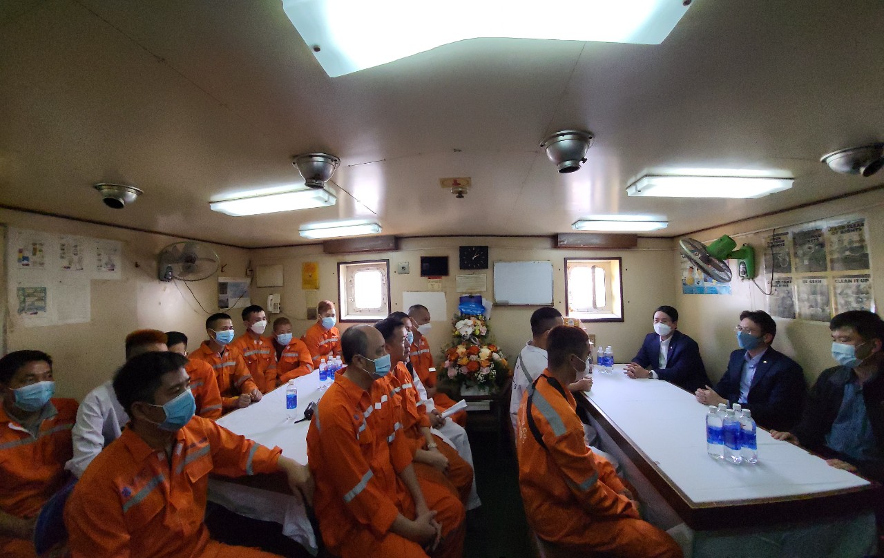 Lãnh đạo Tổng công ty Hàng hải Việt Nam, Công ty Vận tải biển VIMC thăm ...